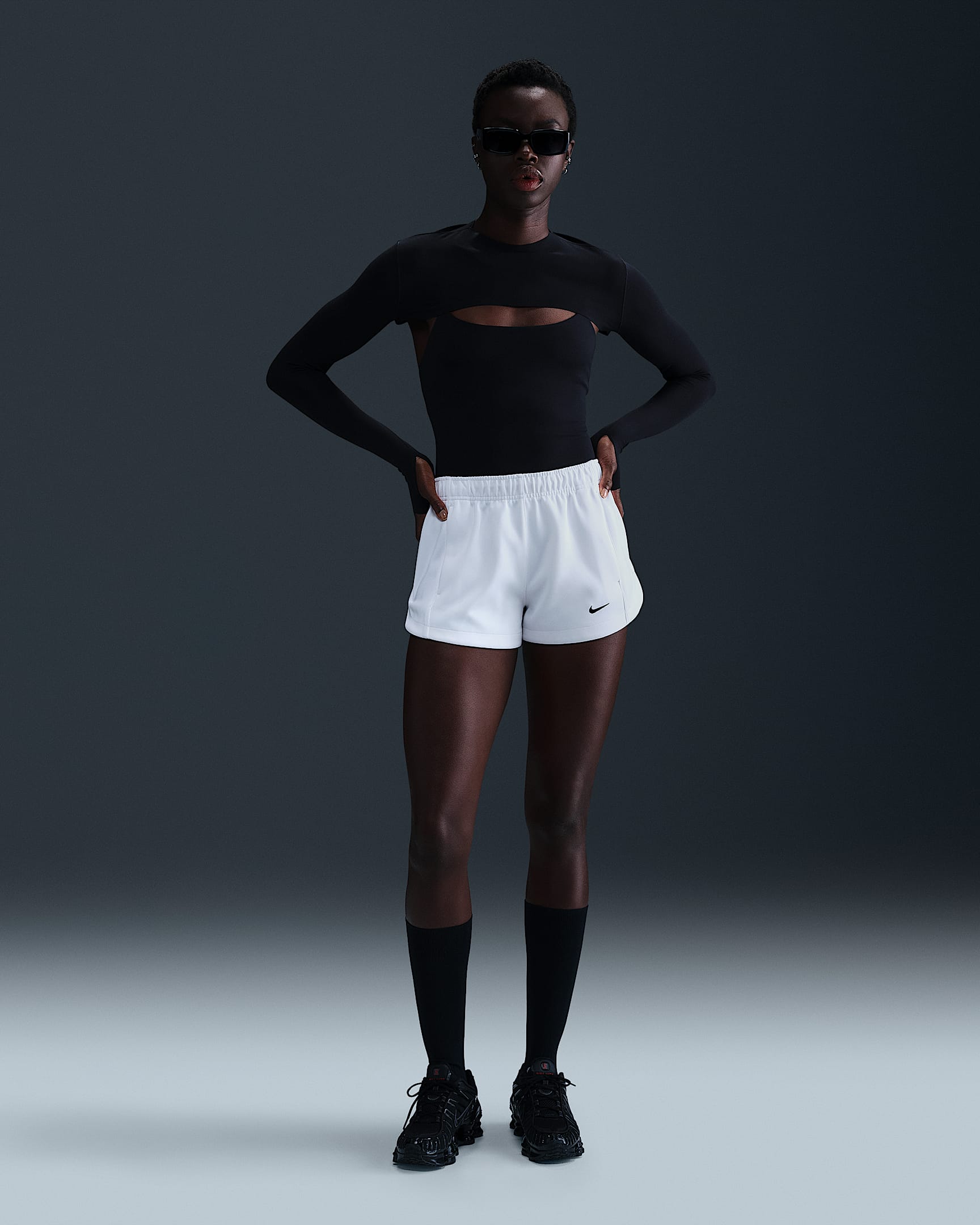 Short taille mi-haute Nike Sportswear Windrunner 5 cm pour femme. Nike BE